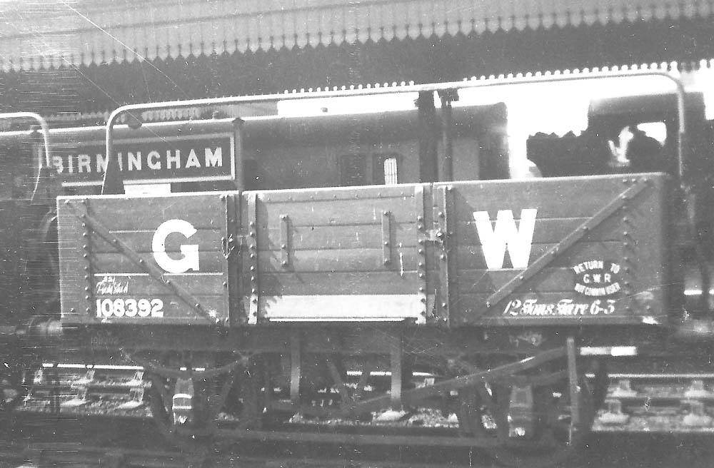 Birmingham Snow Hill: GWR five plank fitted open wagon No 108392 with ...
