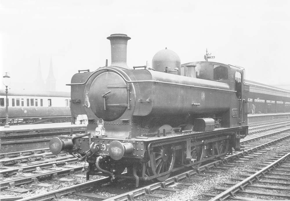 Birmingham Snow Hill - Grouping Period Locomotives: GWR 0-6-0PT '8750 ...