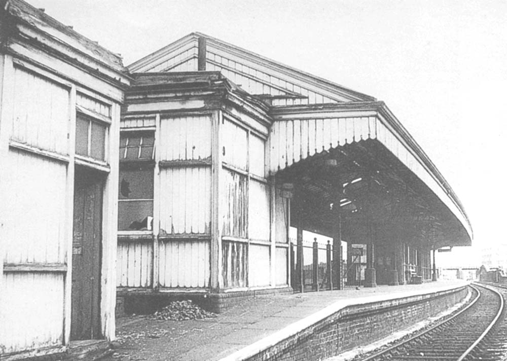 Bordesley Station: Looking south along the down relief platform ...