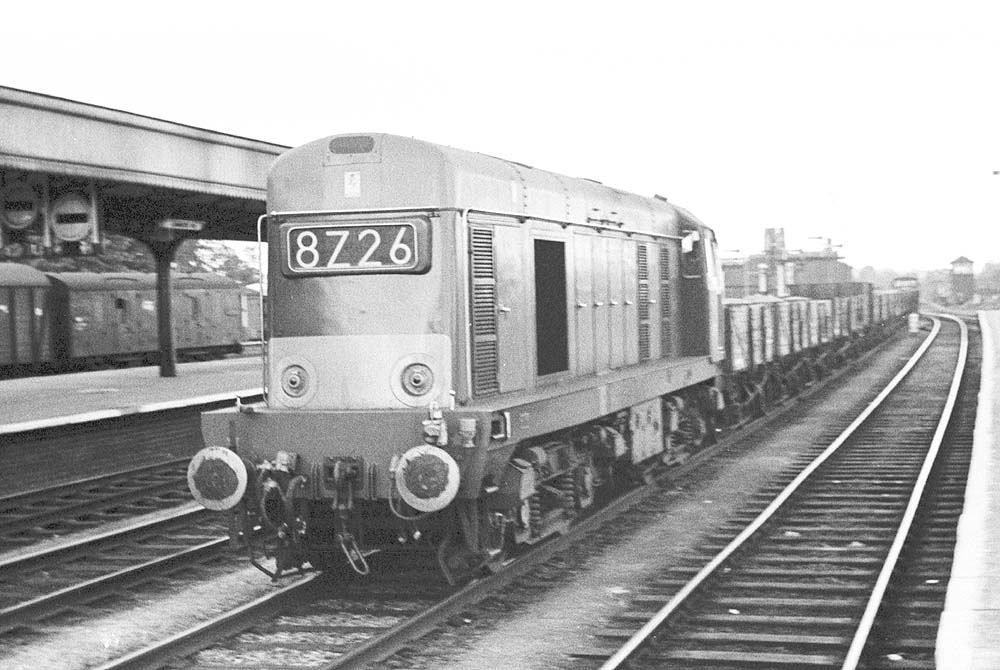 Leamington Spa - BR Locomotives: An unidentified English Electric Type ...