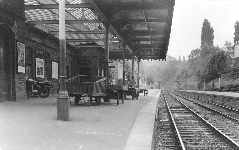 Warwickshire Railways: Looking south along the down platform towards ...