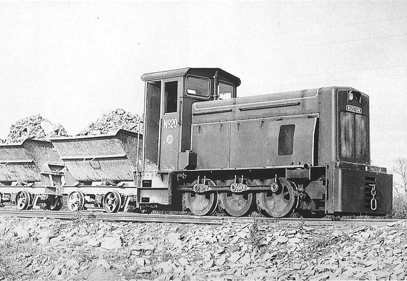 Industrial Railways: Ruston & Hornsby Works No 281290 is seen moving ...